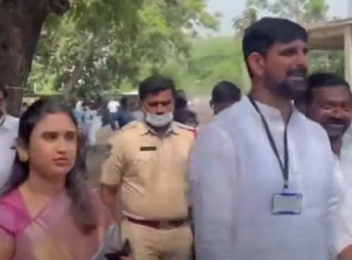 Padi Kaushik Reddy Biography, Wiki, Family, Wife, Cricket career ...